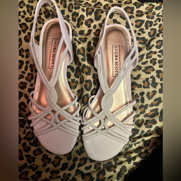 Laura Scott | Shoes | Laura Scott Sandals | Poshmark